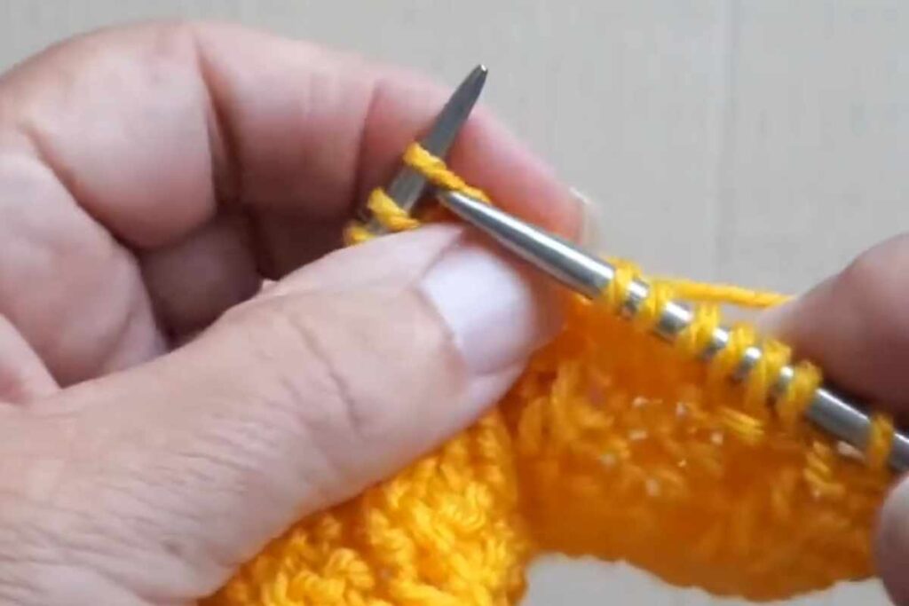 How to Knit a 1 Row Repeat Pattern