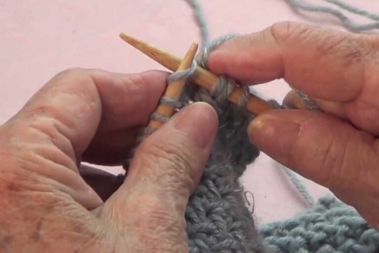 How to Knit this Crossed Over Rib Hat