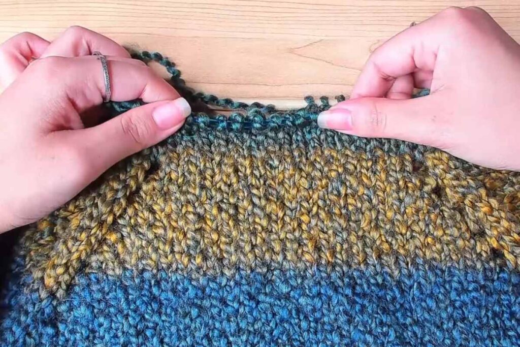 Learn to Knit a Raglan Sweater: An Easy Project for Beginners