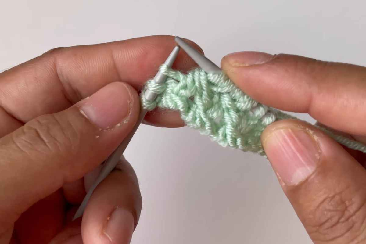 Create a Cozy Cardigan with This Easy Repeating Knitting Pattern