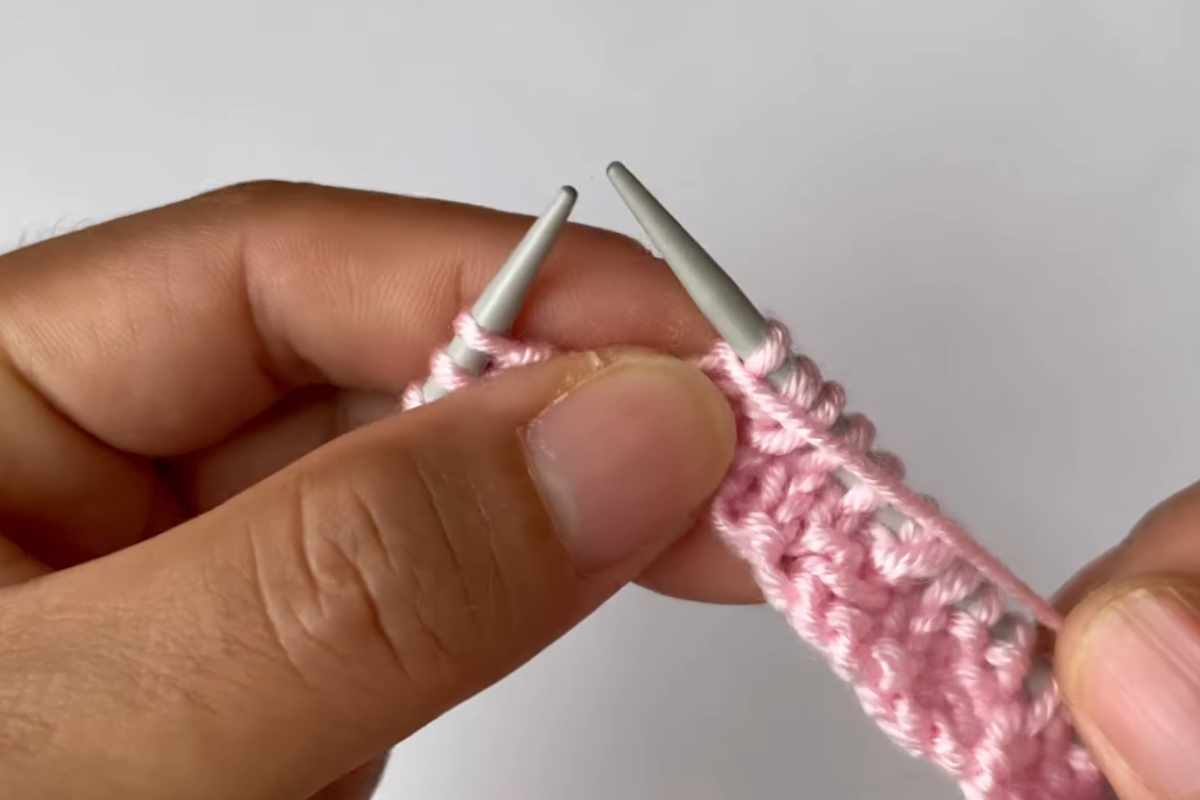 How to Knit a Beautiful Pattern for Various Projects