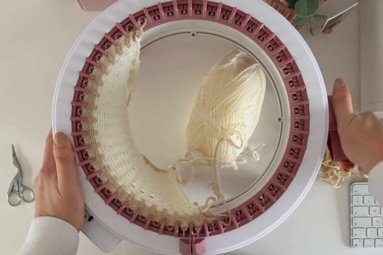 How to Knit a Flat Panel on a Knitting Machine: Easy 10-Step Guide