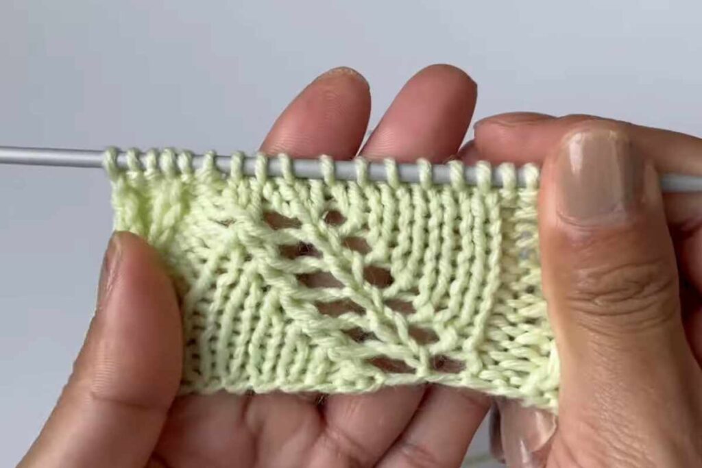 How to Knit a Gorgeous Yet Simple Lace Stitch Pattern for Beginners