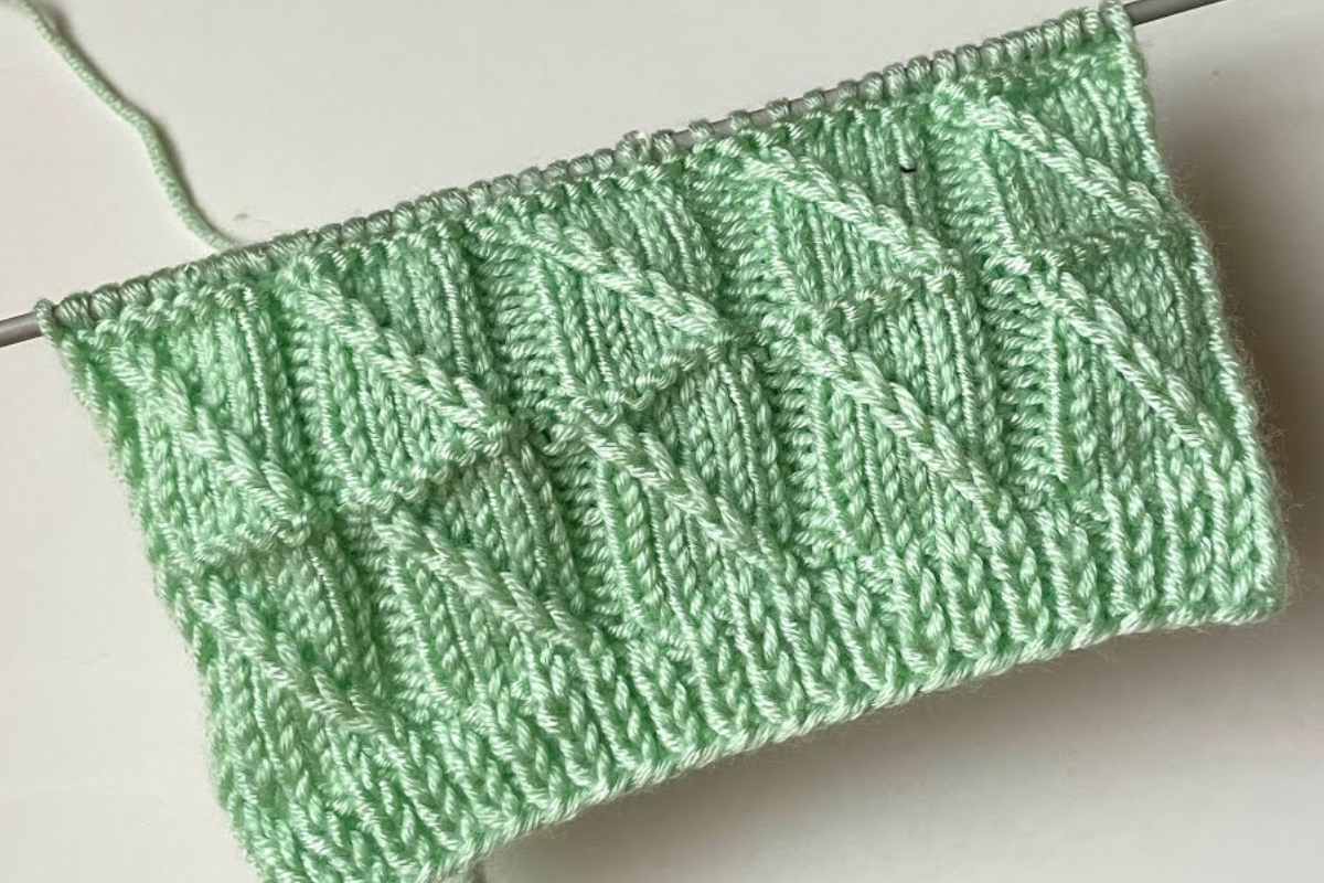 Learn a Beautiful Stitch Pattern for All Your Knitting Projects