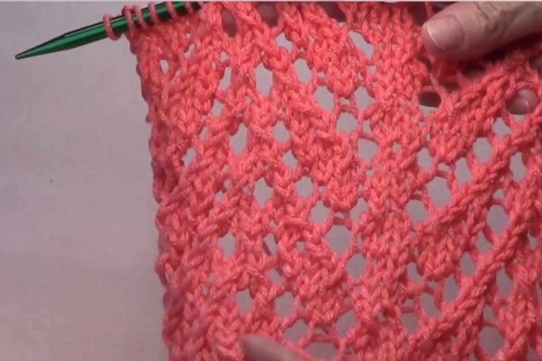 Knit the Pointy Waves Lace Stitch: Sharp, Elegant, and Airy