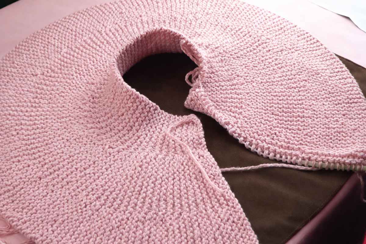 3 Easy Knit Shawls + 1 Capelet for Fast, Stunning Results