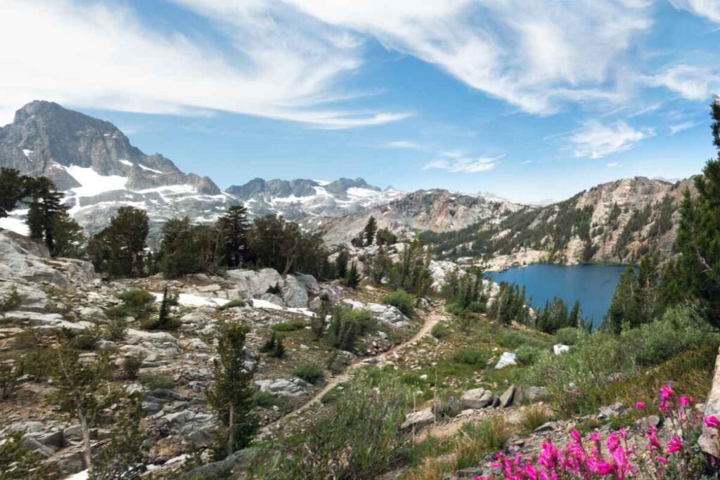 10 Best Hiking Trails Around the World - Urbaki Outdoor