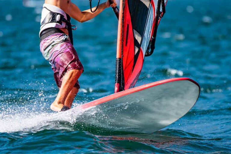 10 Pro Tips for Learning to Windsurf Faster - Urbaki Outdoor