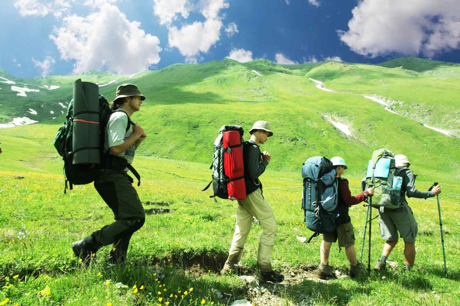 The Best Hiking Hacks for a More Enjoyable Trail Experience - Urbaki ...
