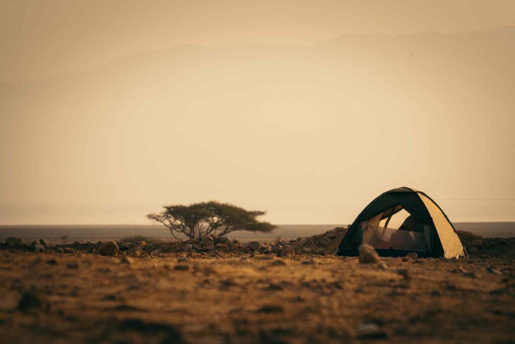 The Best Ways to Stay Cool While Camping in the Desert - Urbaki Outdoor
