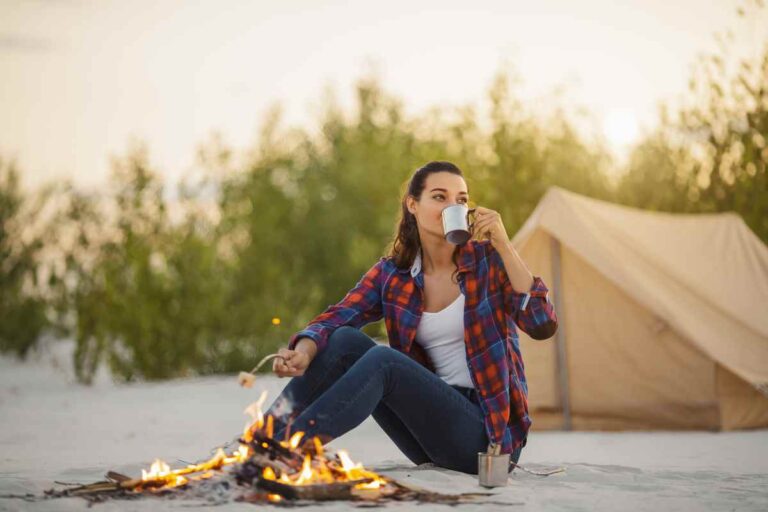 10 Essentials You Need for a Solo Camping Trip - Urbaki Outdoor