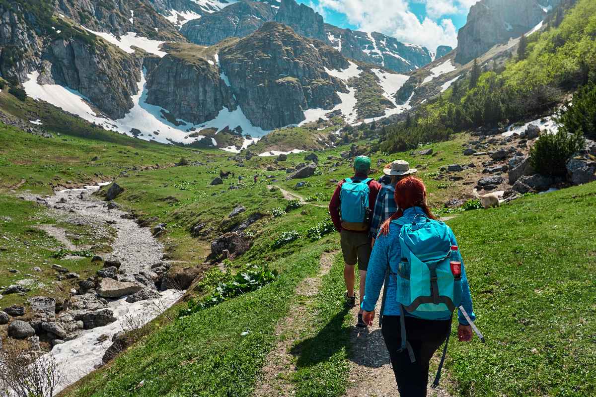How to Document Your Hiking Adventures - Urbaki Outdoor