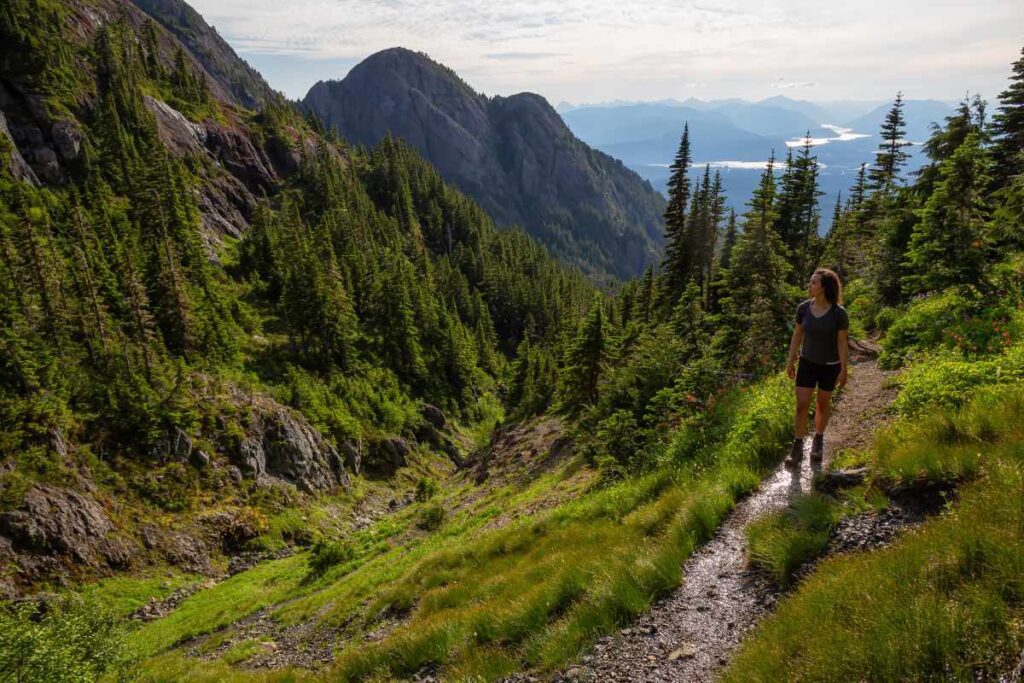 How to Document Your Hiking Adventures - Urbaki Outdoor