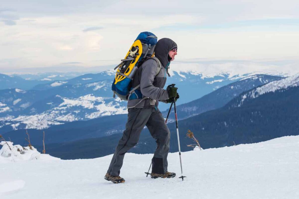 How to Prepare for a Winter Hike - Urbaki Outdoor
