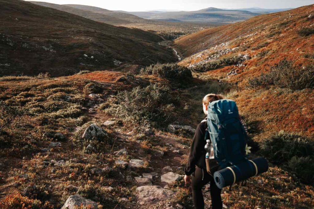 How to Use Natural Landmarks for Navigation on the Trail - Urbaki Outdoor