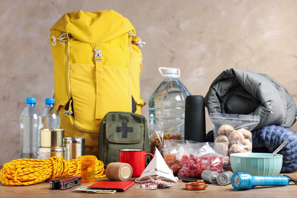 The Ultimate Survival Kit Checklist for Campers - Urbaki Outdoor