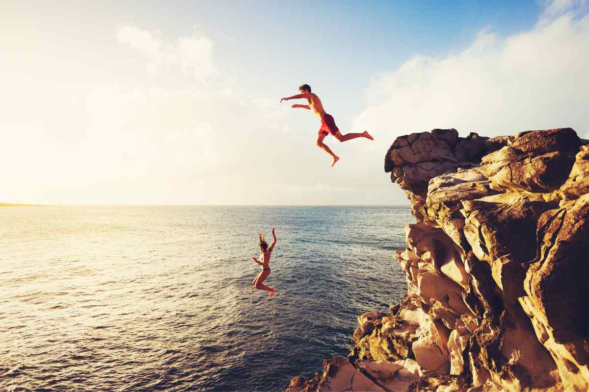The Best Waterfalls Around the World for Cliff Jumping - Urbaki Outdoor
