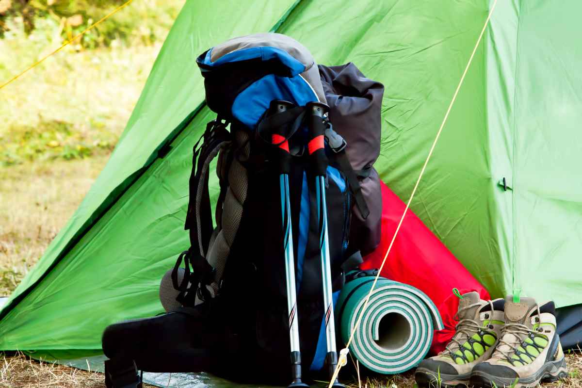 How to Pack Light Without Sacrificing Comfort While Camping - Urbaki ...