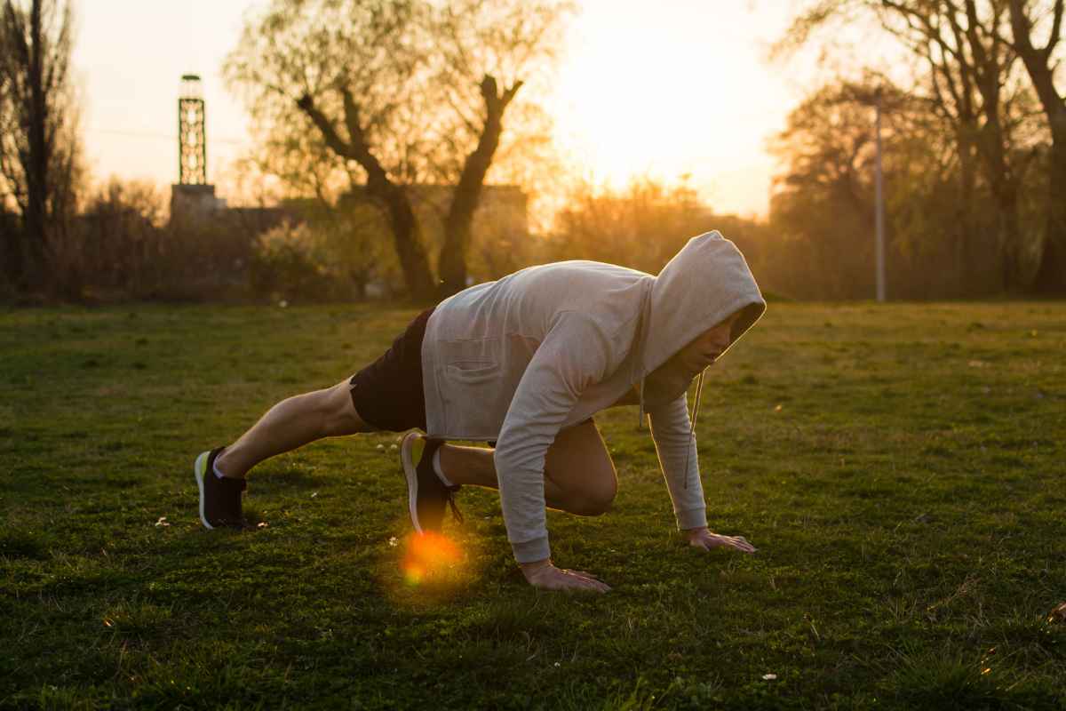 The Best Outdoor Workouts for Building Endurance and Strength - Urbaki ...