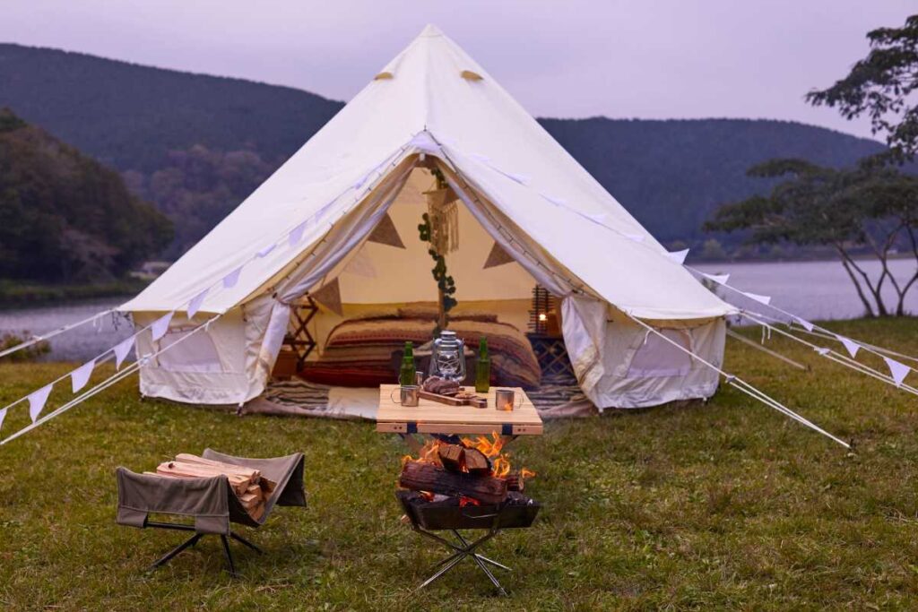 Tent Camping Set Up Ideas: 7 Steps In The Right Order - Urbaki Outdoor