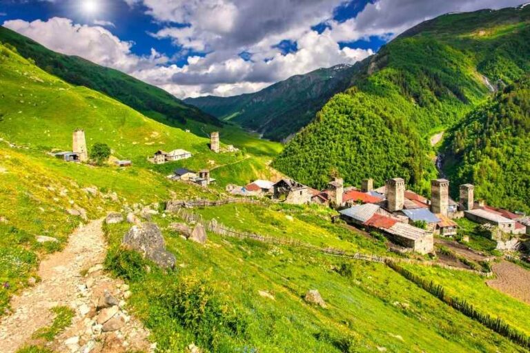 10 Wonderful Days in Georgia: The Complete Guide