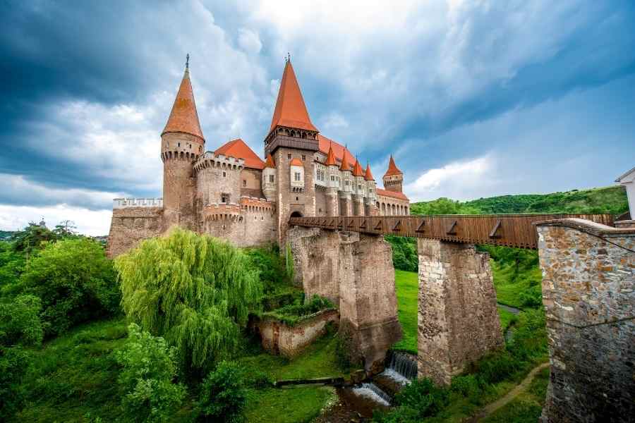 Top 5 Most Haunted Places in Transylvania